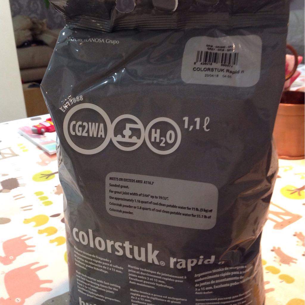 2 x bags of colorstuk rapid grey tile grout in B93 Solihull for £10.00 ...