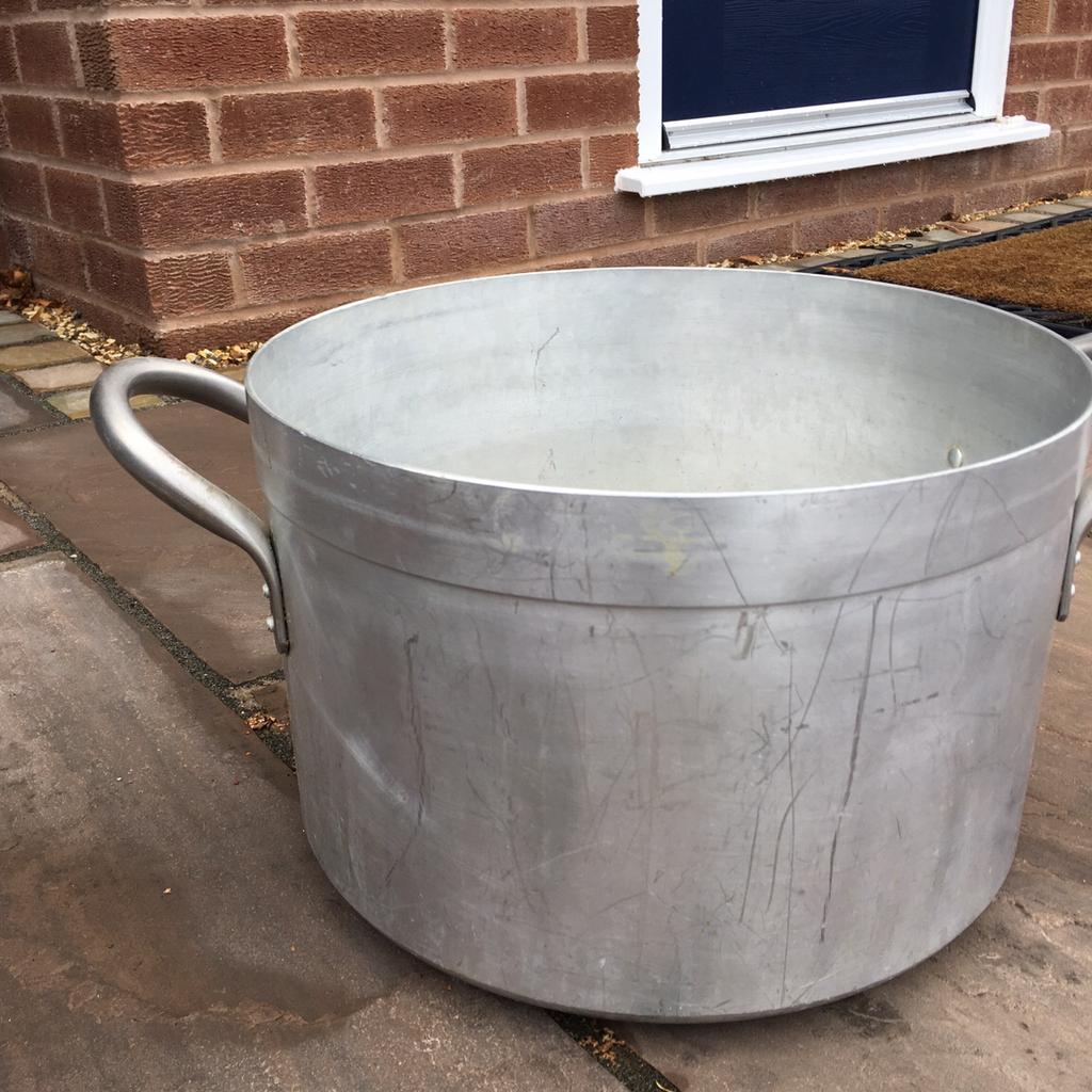 Large cooking pot / witches cauldron in L25 Liverpool für 7,50 £ zum ...