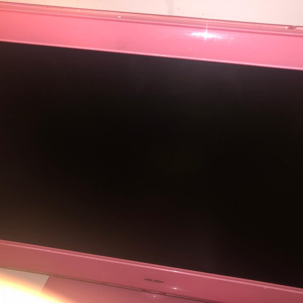 Alba 16” inch pink HD TV DVD in ME7 Gillingham for £50.00 for sale | Shpock