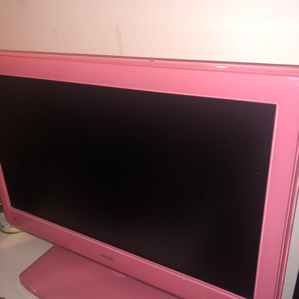 Alba 16” inch pink HD TV DVD in ME7 Gillingham for £50.00 for sale | Shpock