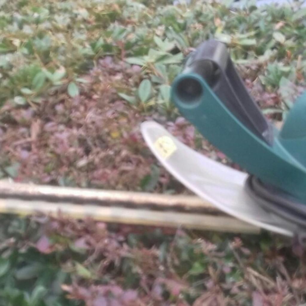 Hedge trimmer (electric) in SK8 Stockport für 10,00 £ zum Verkauf ...