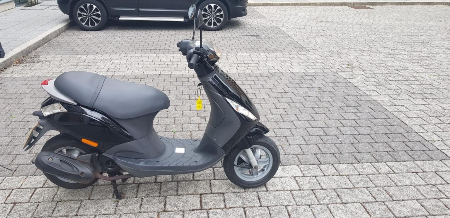 Piaggio Zip 100cc 4t in SE13 London Borough of Lewisham für 700,00 ...