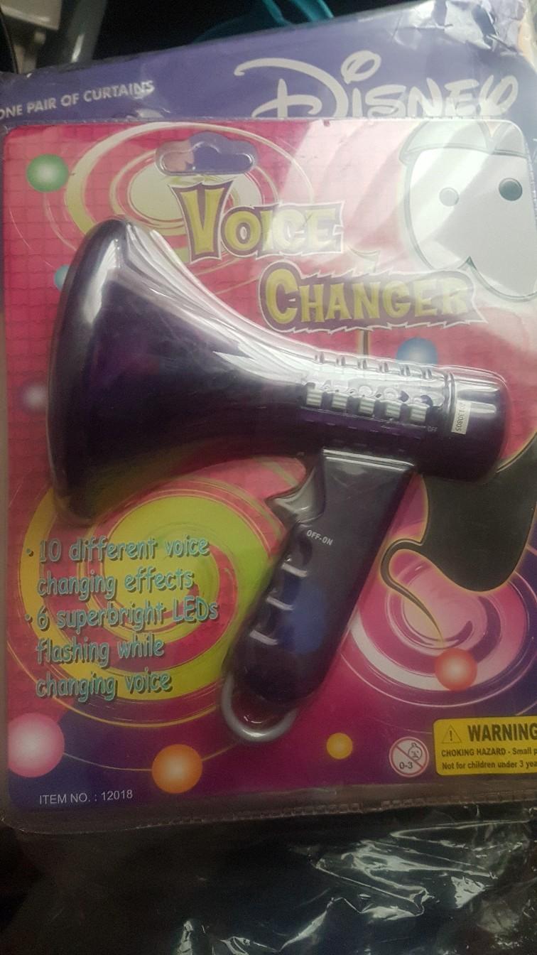 voice changer in M32 Trafford für 8,00 £ zum Verkauf | Shpock DE