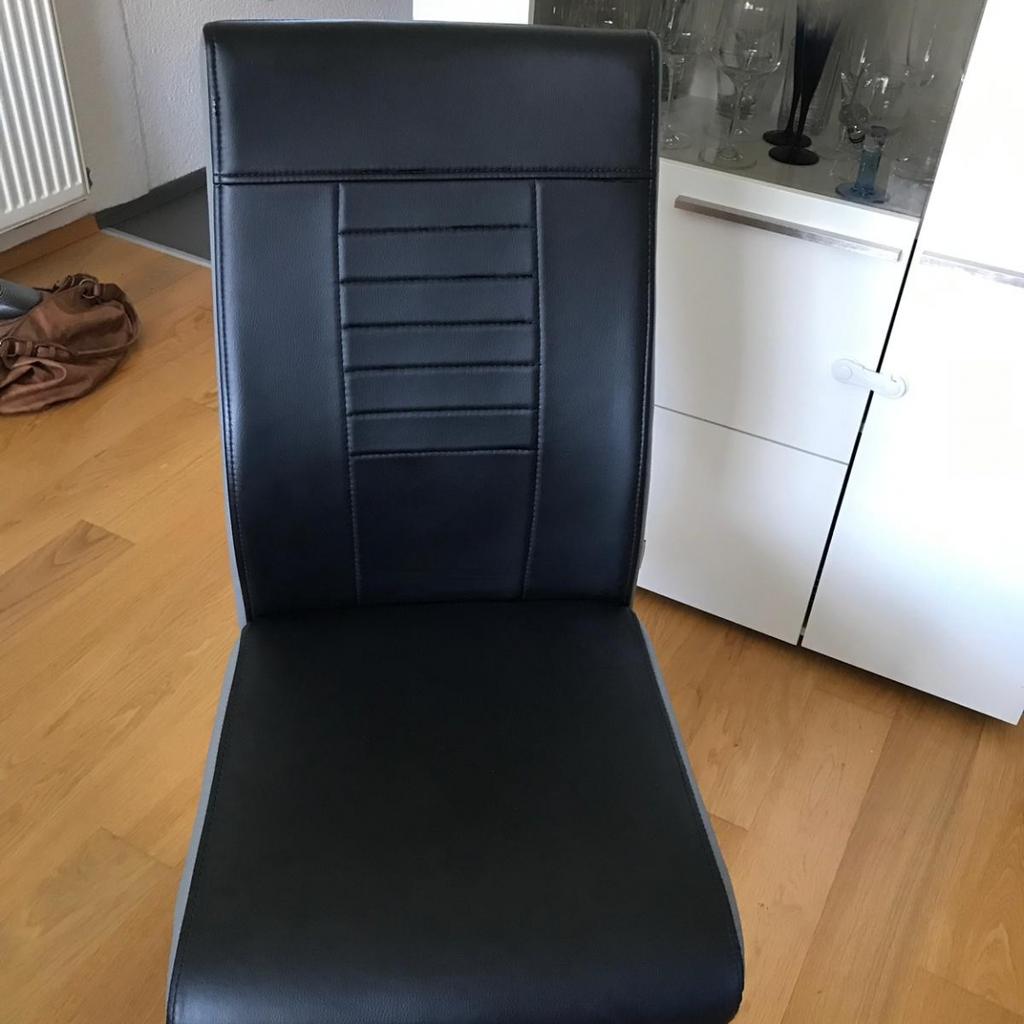 ESSTISCH HOCHGLANZ WEIß MIT 4 STÜHLEN. in 6134 Vomp für 180,00 € zum ...