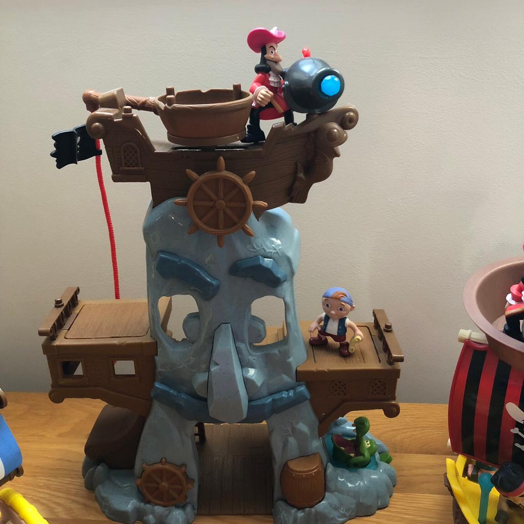 Jake And The Neverland Pirates in WF8 Wakefield für 25,00 £ zum Verkauf ...