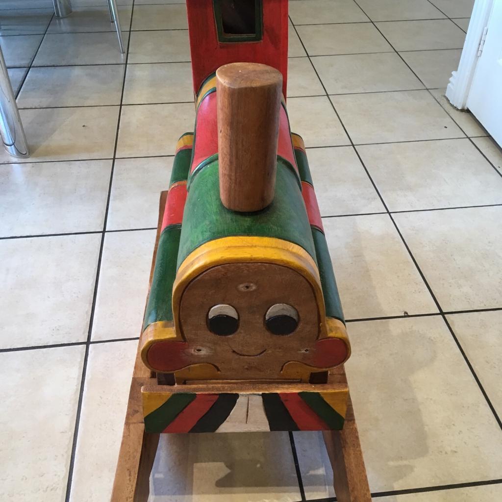 Wooden rocking Train in B97 Redditch für 12,00 £ zum Verkauf | Shpock DE