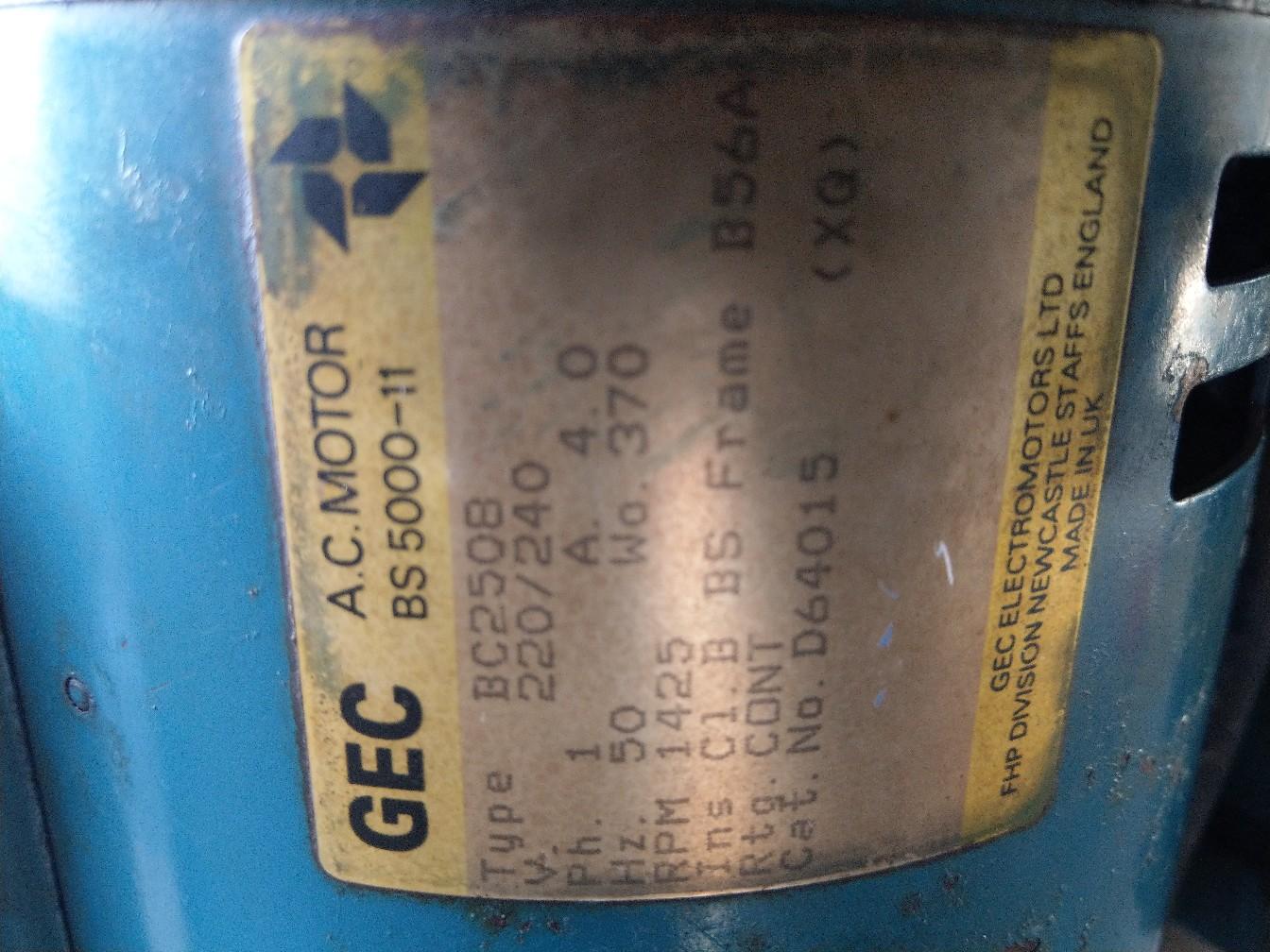 FOBCO STAR FLOOR STANDING PILLAR DRILL 240V in WF8 Wakefield for £260. ...