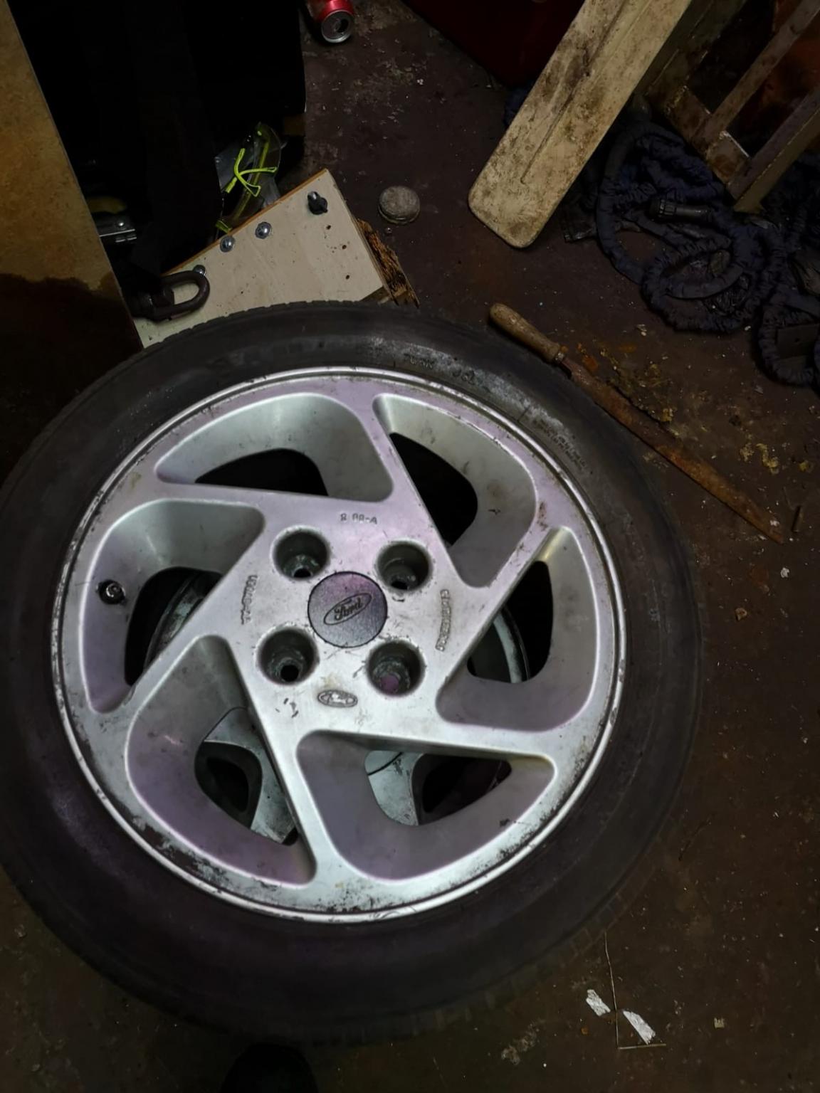 Ford Escort Rs Turbo wheel in B65 Sandwell für £ 35,00 zum Verkauf ...