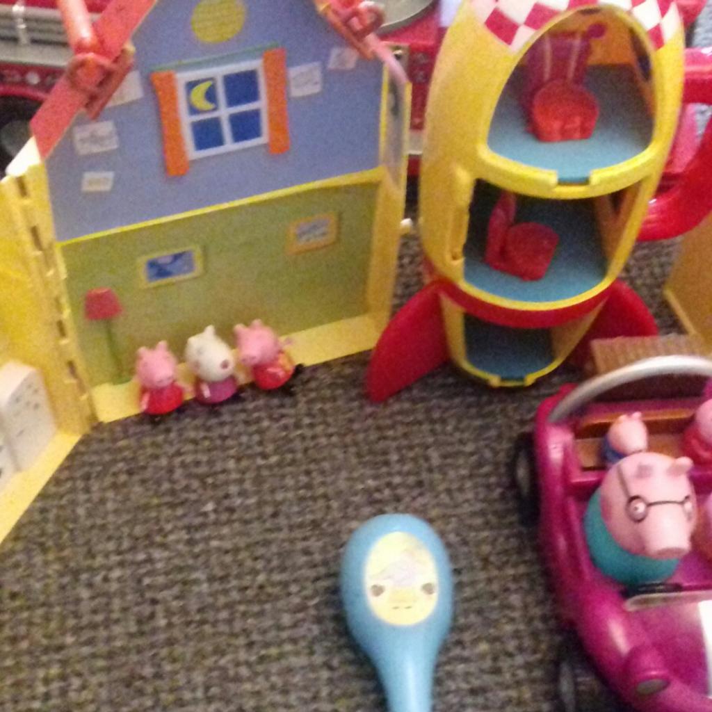 Peppa pig job lot in B63 Dudley für £ 10,00 zum Verkauf | Shpock AT