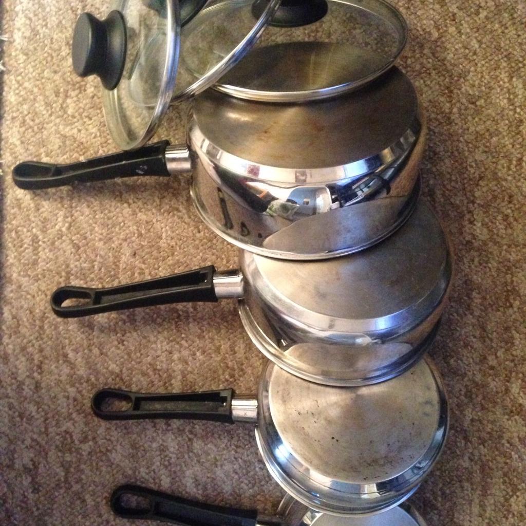 Set of 4 pans with lids #saucepans #pots in SE8 London für 9,00 £ zum ...