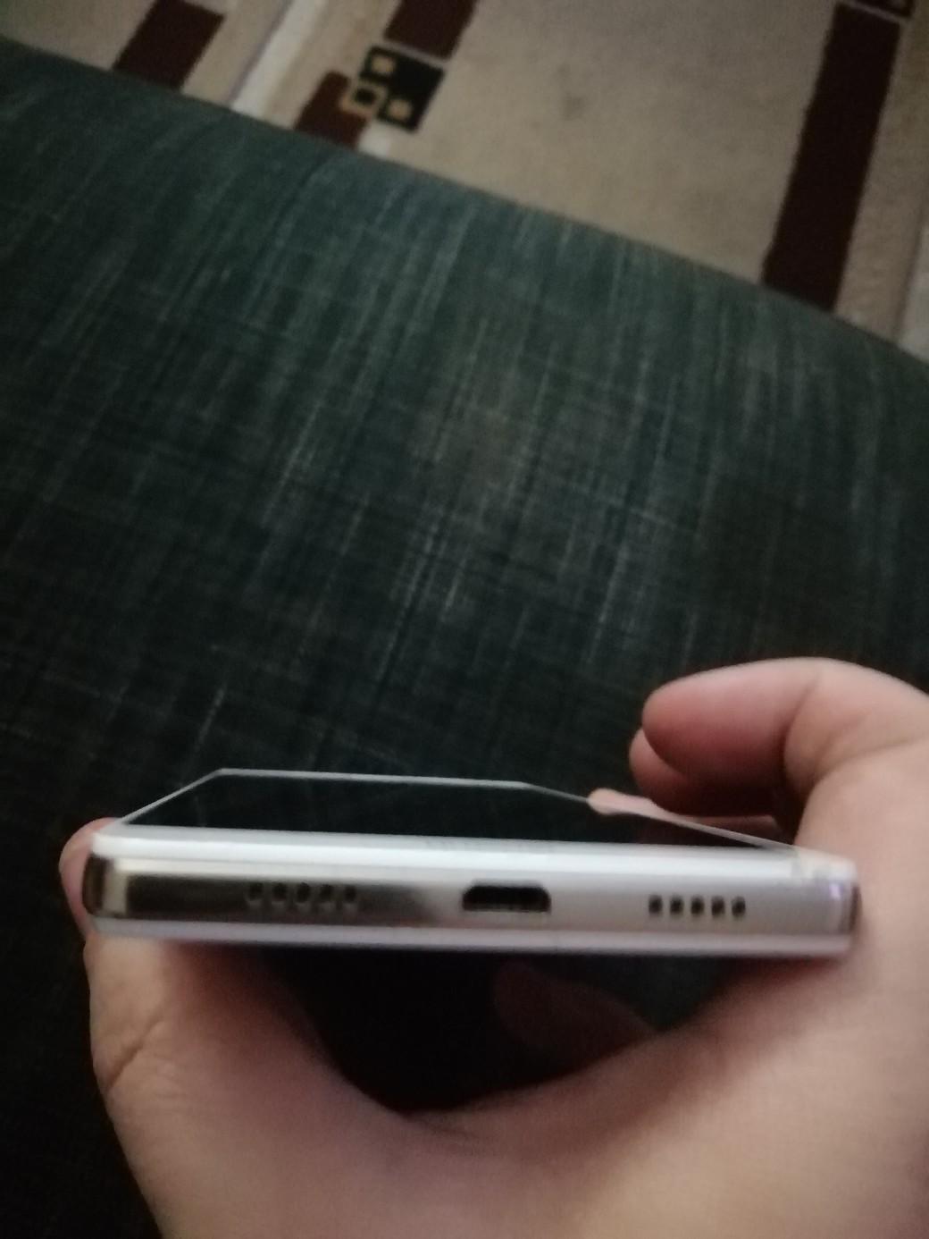 verkaufe hier mein Huawei p8 lite in weiß in 96052 Bamberg für 70,00 ... verkaufe hier mein Huawei p8 lite in weiß in 96052 Bamberg für 70,00 ...