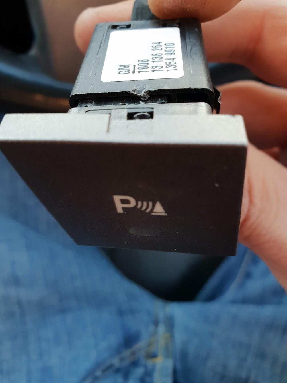 vectra / signum park pilot button and module in DY1 Dudley für 25,00 ...