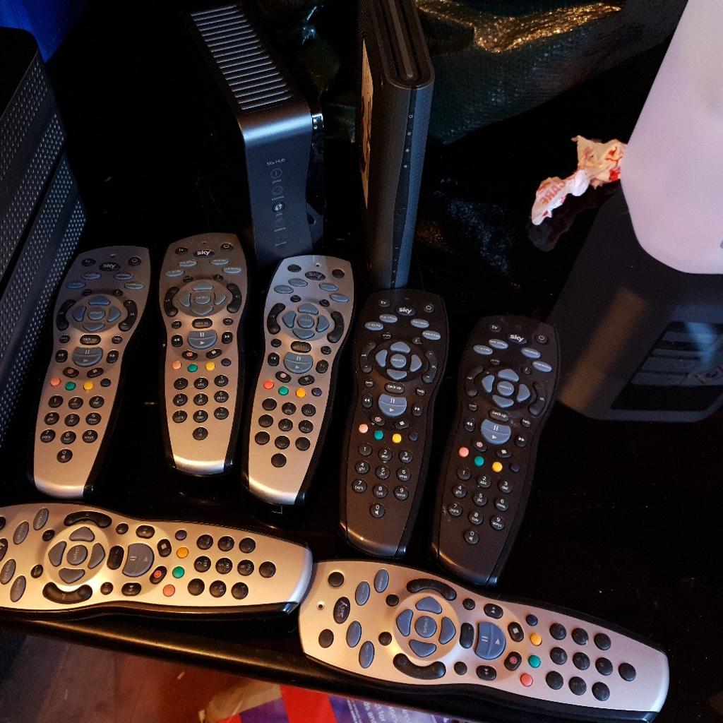 Sky boxes. in WA3 Culcheth für £ 90,00 zum Verkauf | Shpock AT