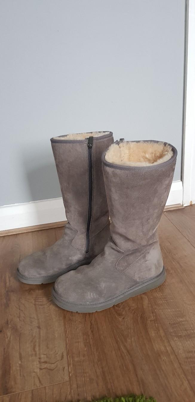 UGG BOOTS in CR8 London für 30,00 £ zum Verkauf | Shpock DE