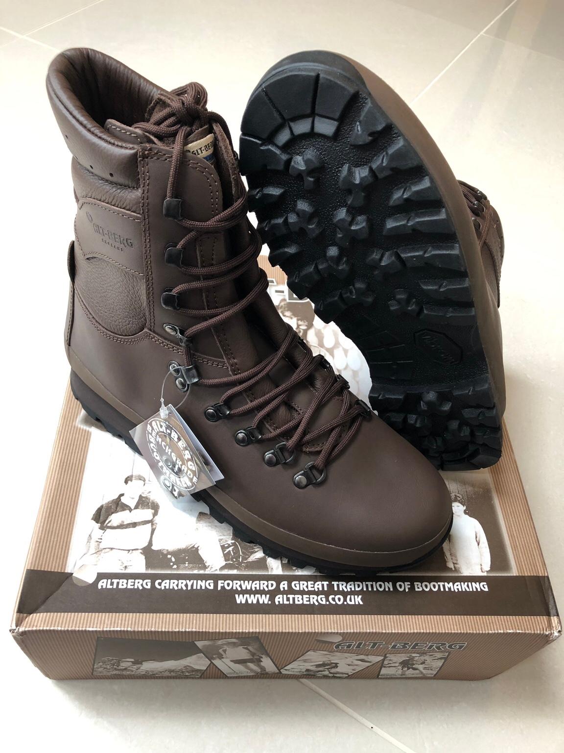 Alt-berg Defender Combat Boots 9M in NE9 Gateshead for £55.00 for sale ...