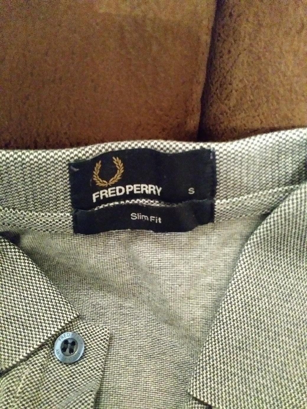 Fred perry t shirt in Sunderland für 10,00 £ zum Verkauf | Shpock DE