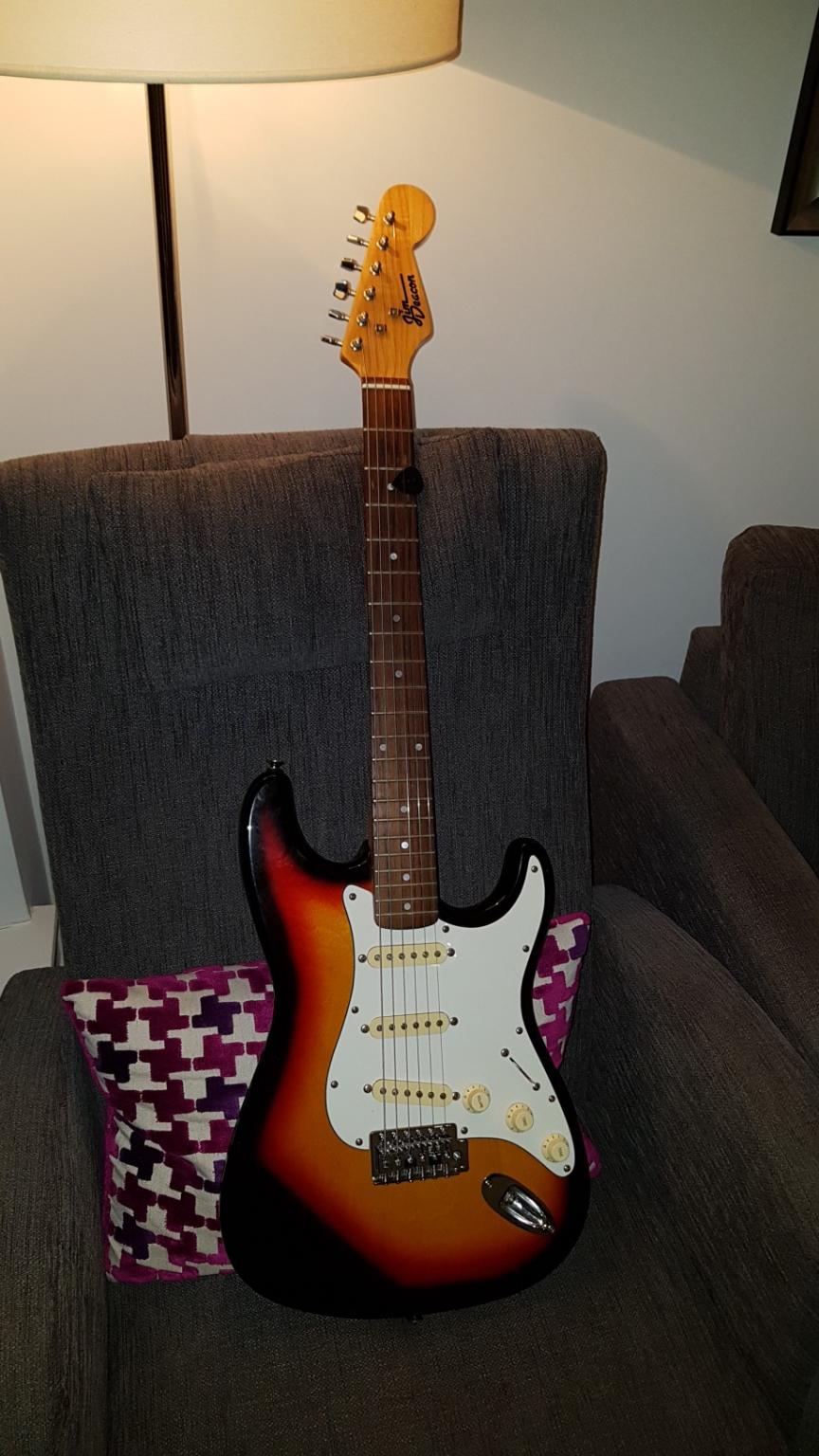 Jim Deacon '60s style stratocaster guitar in AB10 Aberdeen für 42,00 ...