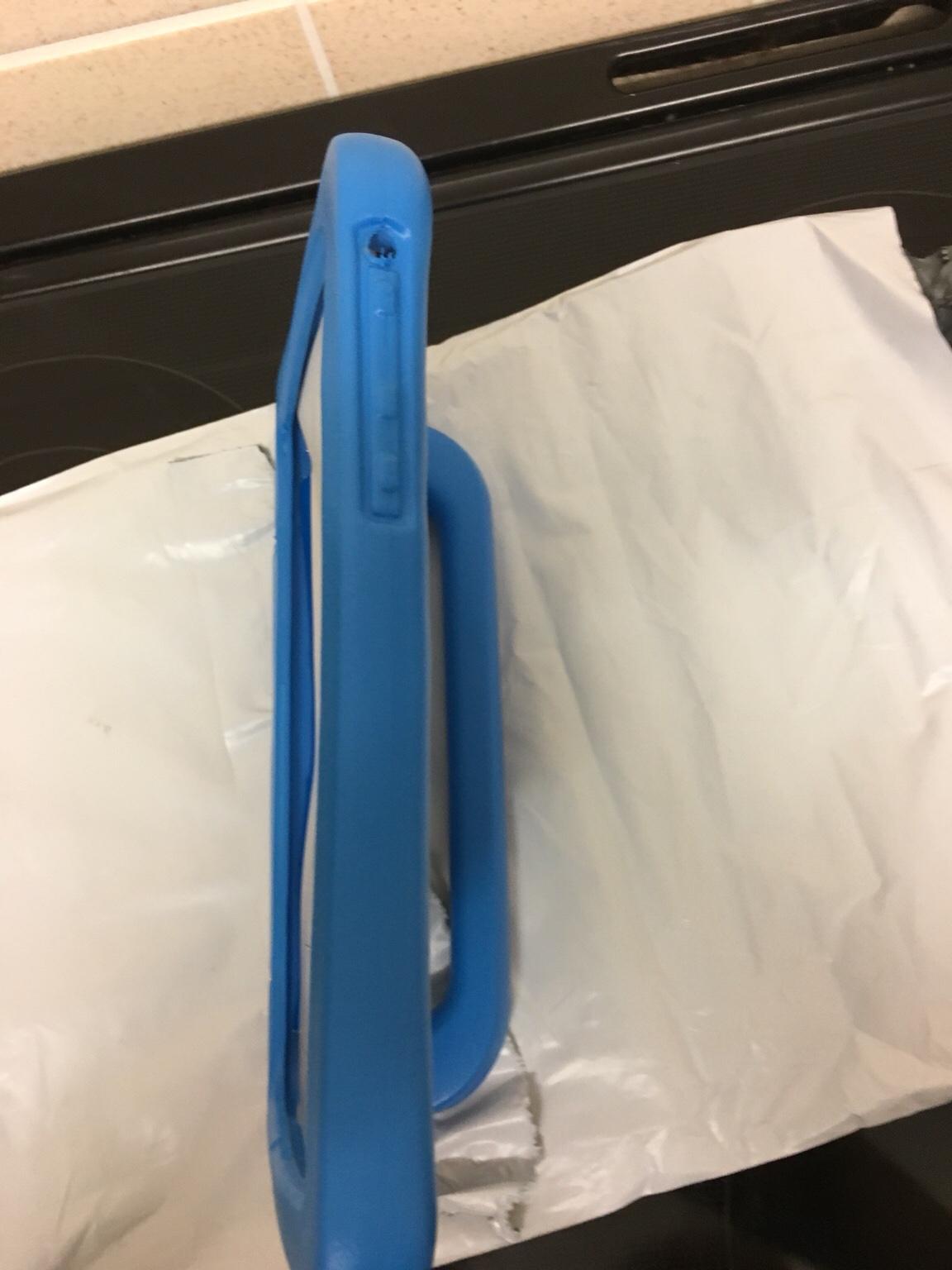 Amazon Fire Case With Stand in SO16 Southampton für £ 2,00 zum Verkauf ...