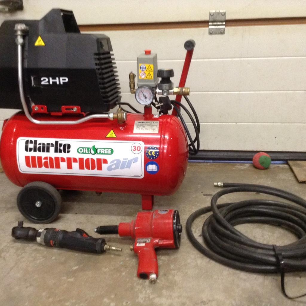 Clark air compressor in Nottinghamshire für 120,00 £ zum Verkauf ...