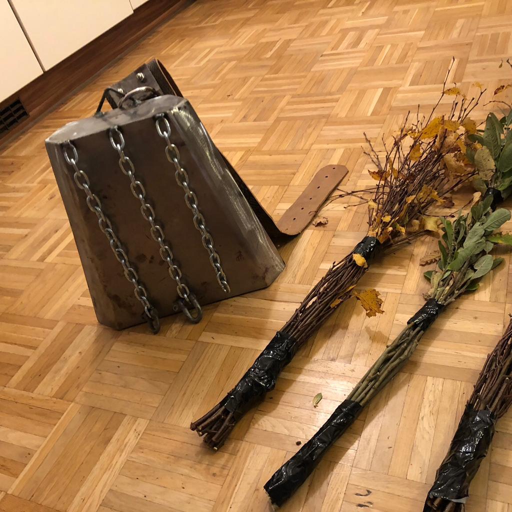 Balkenglocke inkl Gurt in 9470 Sankt Paul im Lavanttal für € 120,00 zum ...