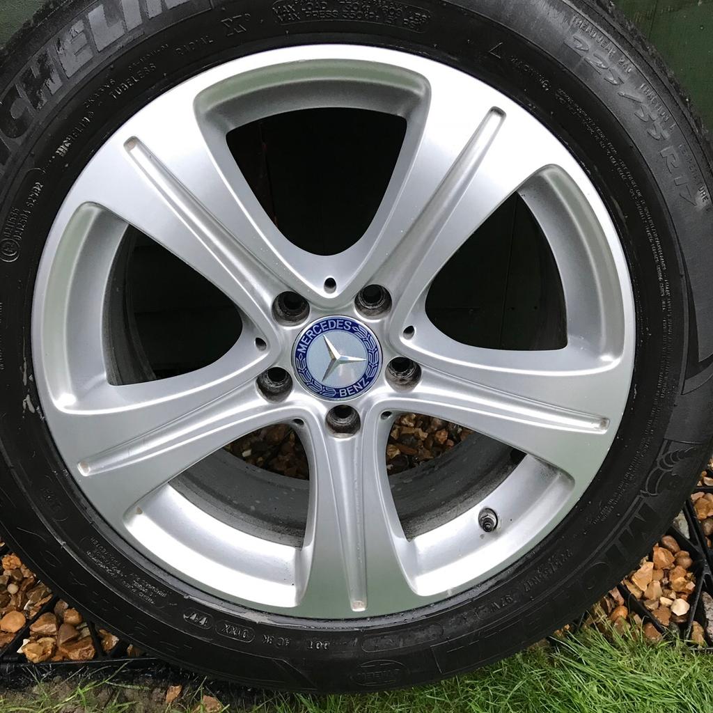 4x Genuine Mercedes Benz 17 inch alloy wheels in Dunstable for £500.00 ...