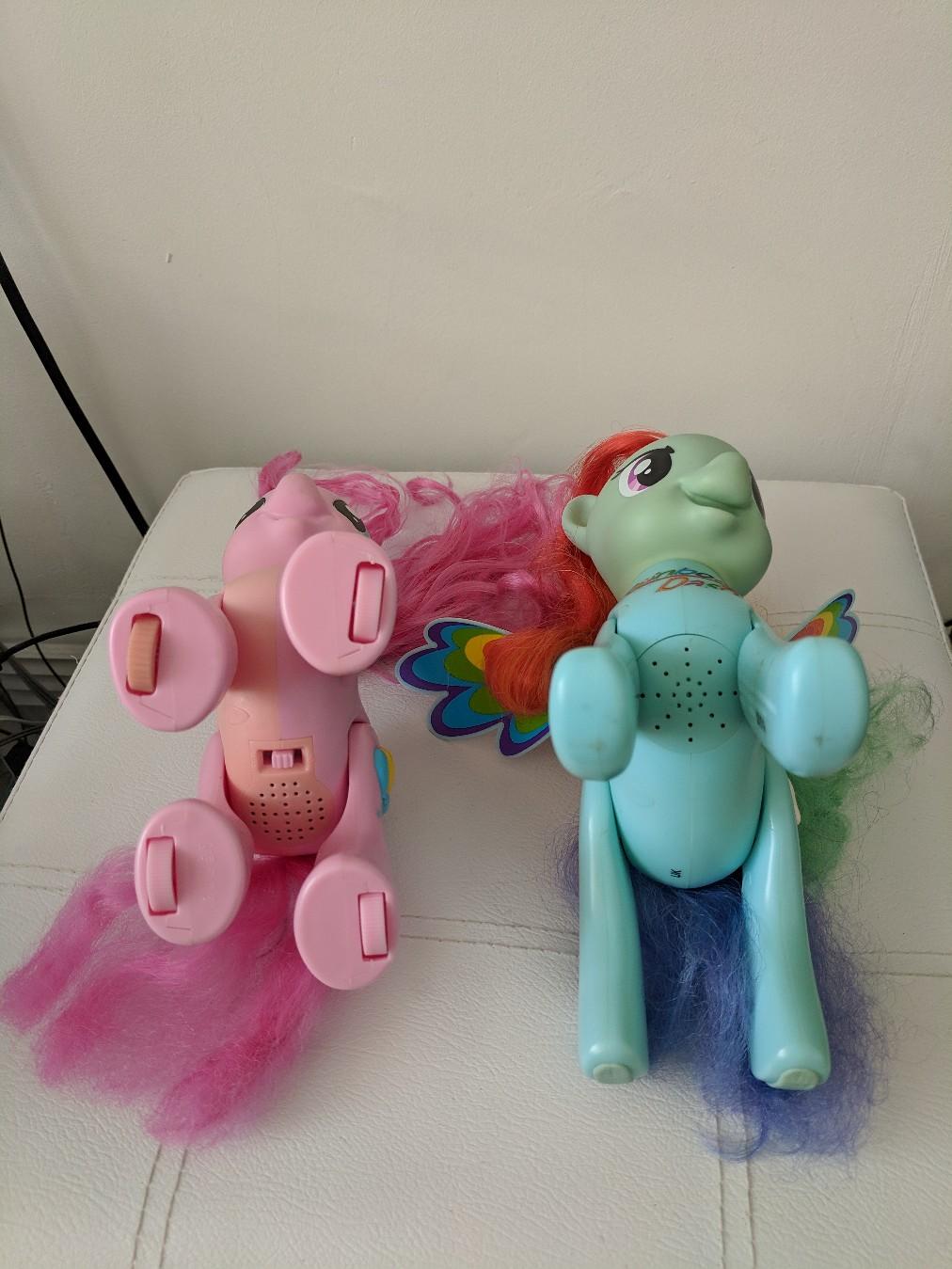 RAINBOW DASH & PINKIE PIE in SE16 London für gratis zum Verkauf | Shpock DE