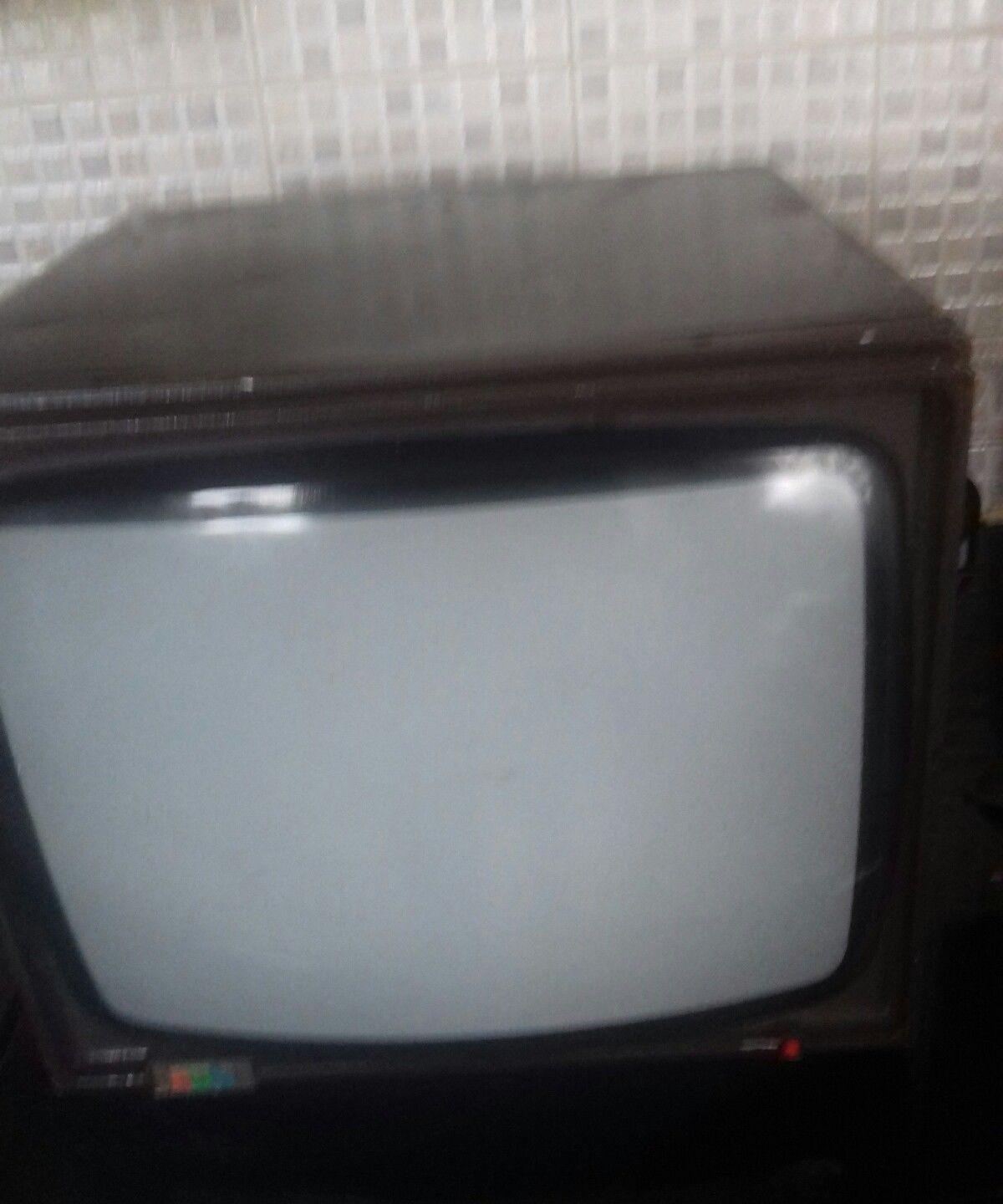 MICROVITEC CUB 452 RGB Monitor in S30 Sheffield for £100.00 for sale ...