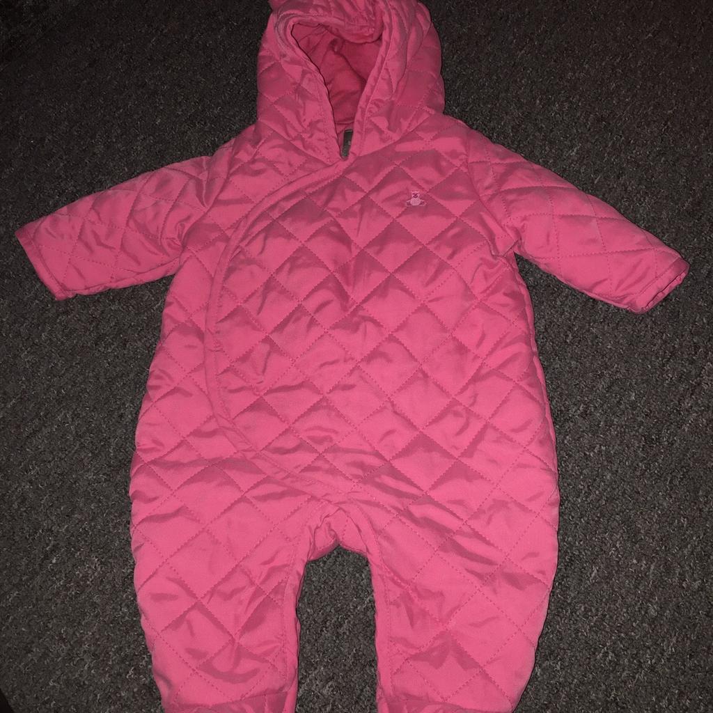 snow suit in N4 Islington für 8,00 £ zum Verkauf | Shpock DE