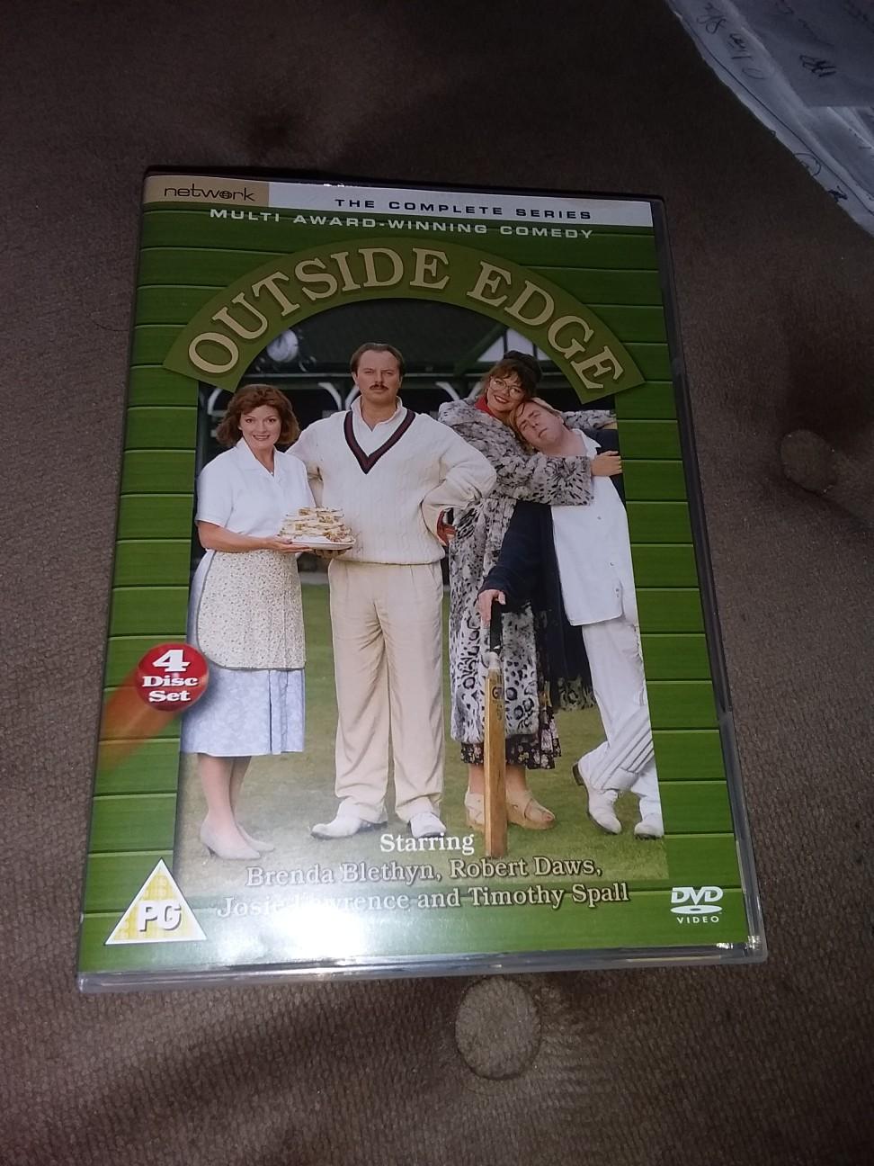 OUTSIDE EDGE DVD COLLECTION BOXSET FOR SALE. in Swansea für £ 13,00 zum ...