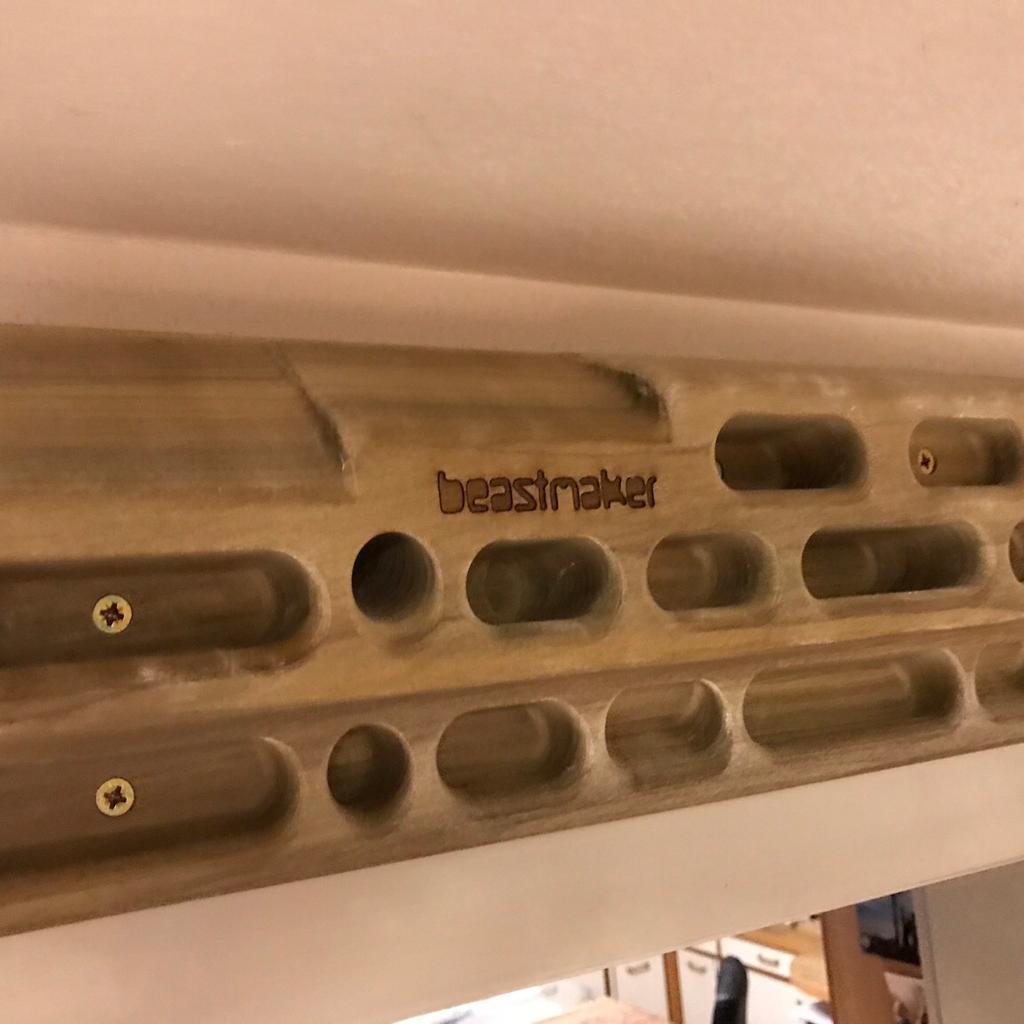 Trainingsboard Beastmaker 2000 in 6850 Dornbirn für 80,00 € zum Verkauf ...