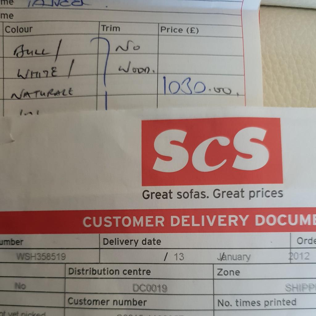 White italian leather curved sofa in B27 Birmingham für £ 150,00 zum ...