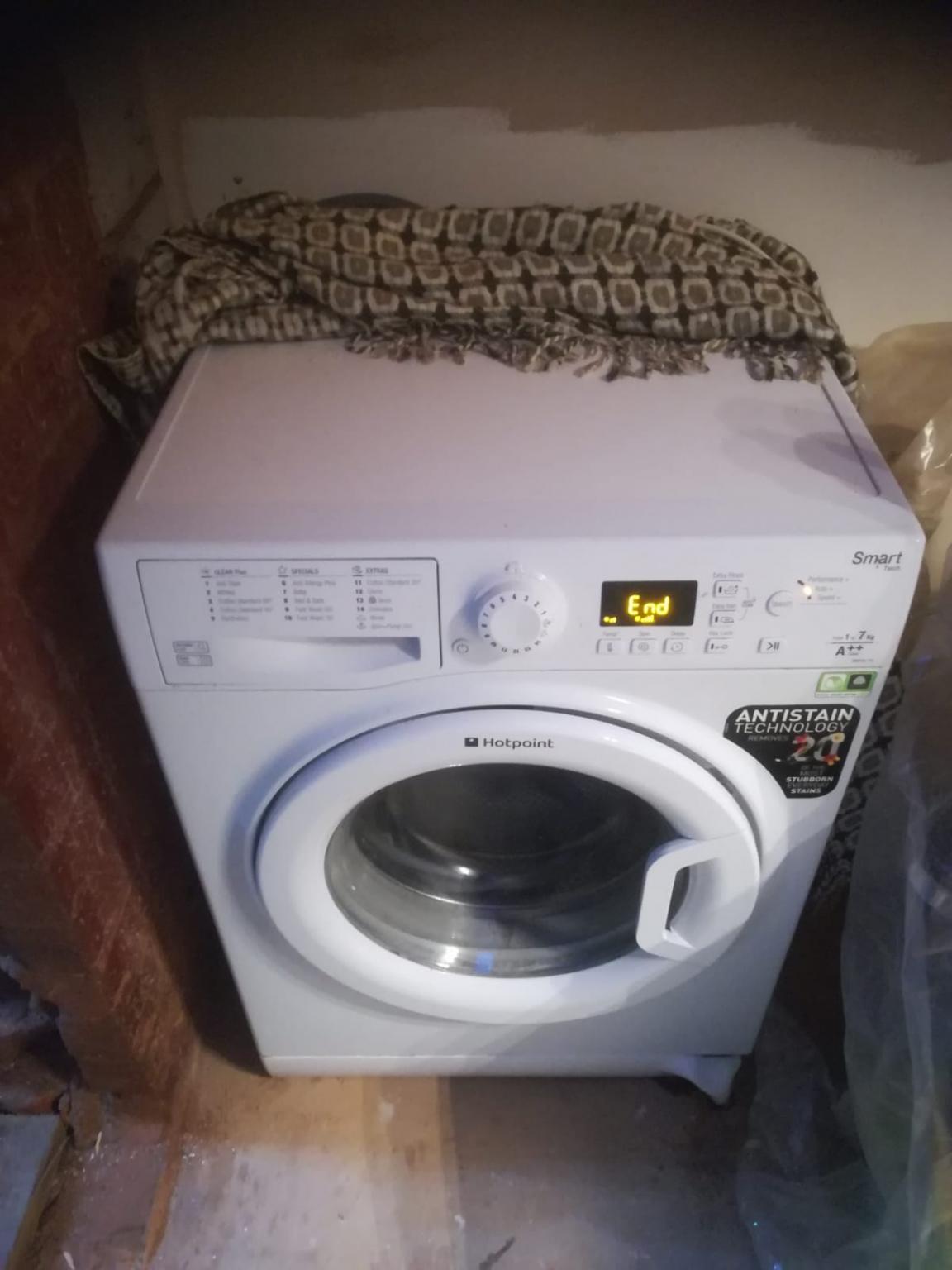 HotPoint Washing Machine in B71 Sandwell for £50.00 for sale | Shpock