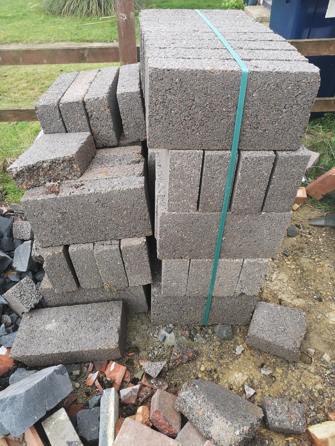 Fenlite Blocks 3.6N in Warboys für 50,00 £ zum Verkauf | Shpock DE