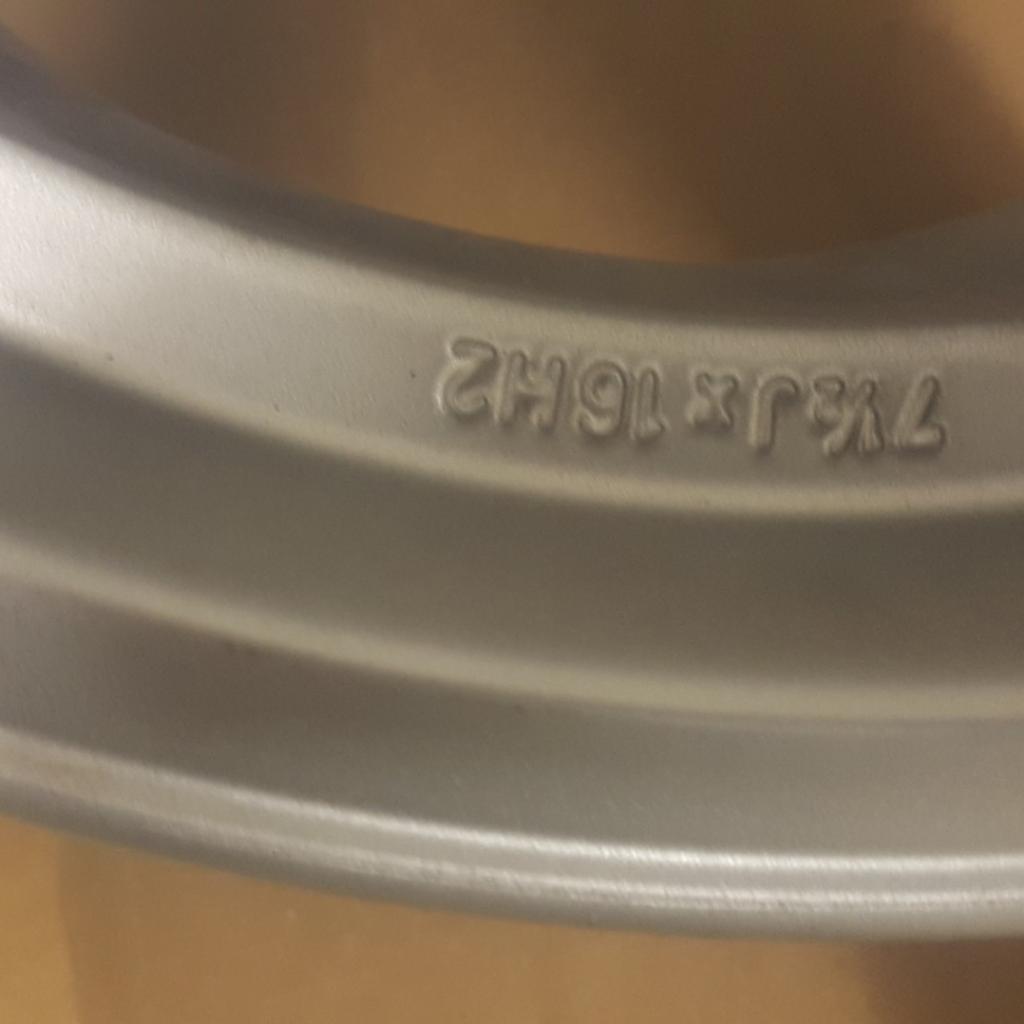 Golf vr6 corrado usw. AZEV felgen in 7132 Frauenkirchen for €350.00 for ...