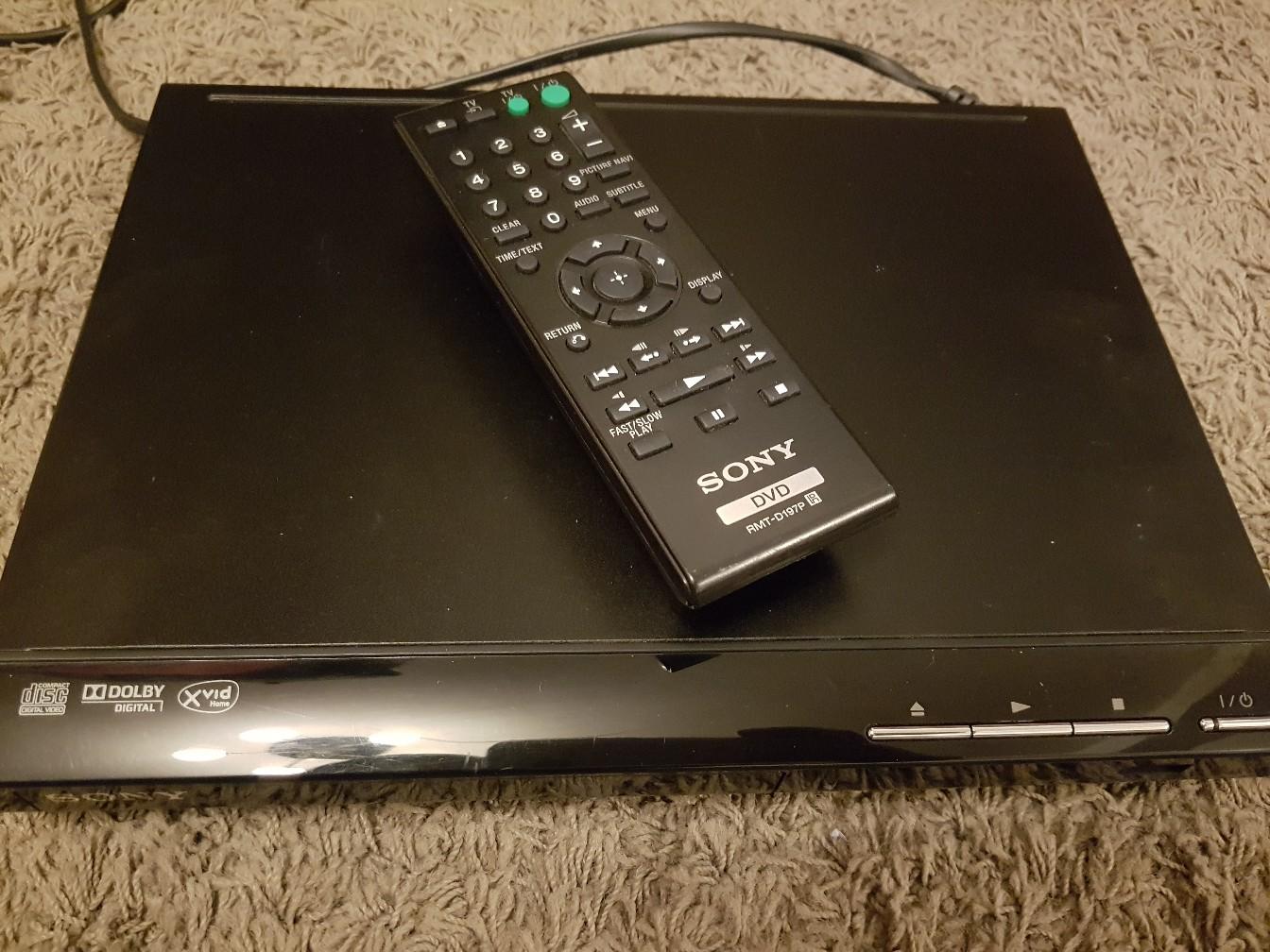 Sony dvd player with hdmi or analogue connect in RM15 Ockendon für £ 10 ...