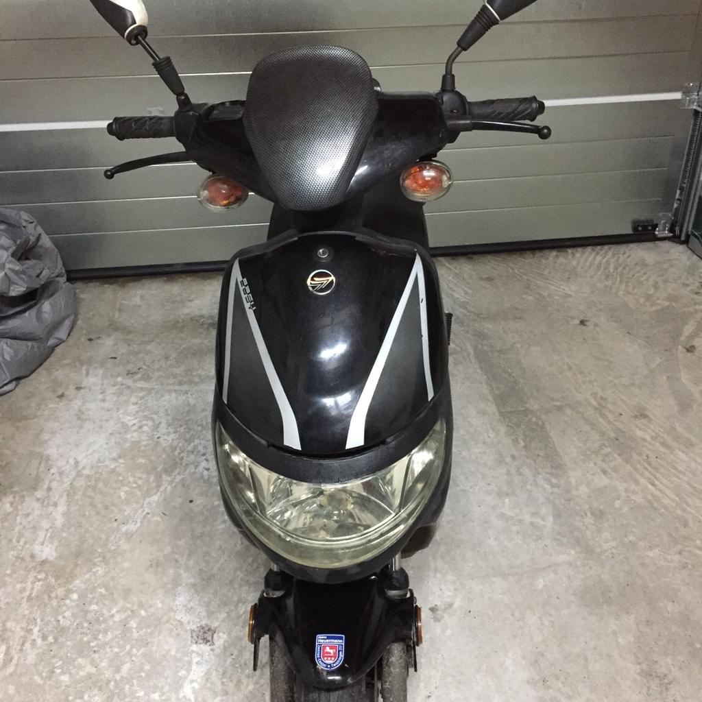 Keeway Markenroller Moped Mofa Mokick Roller in 22087 Hohenfelde für € ...