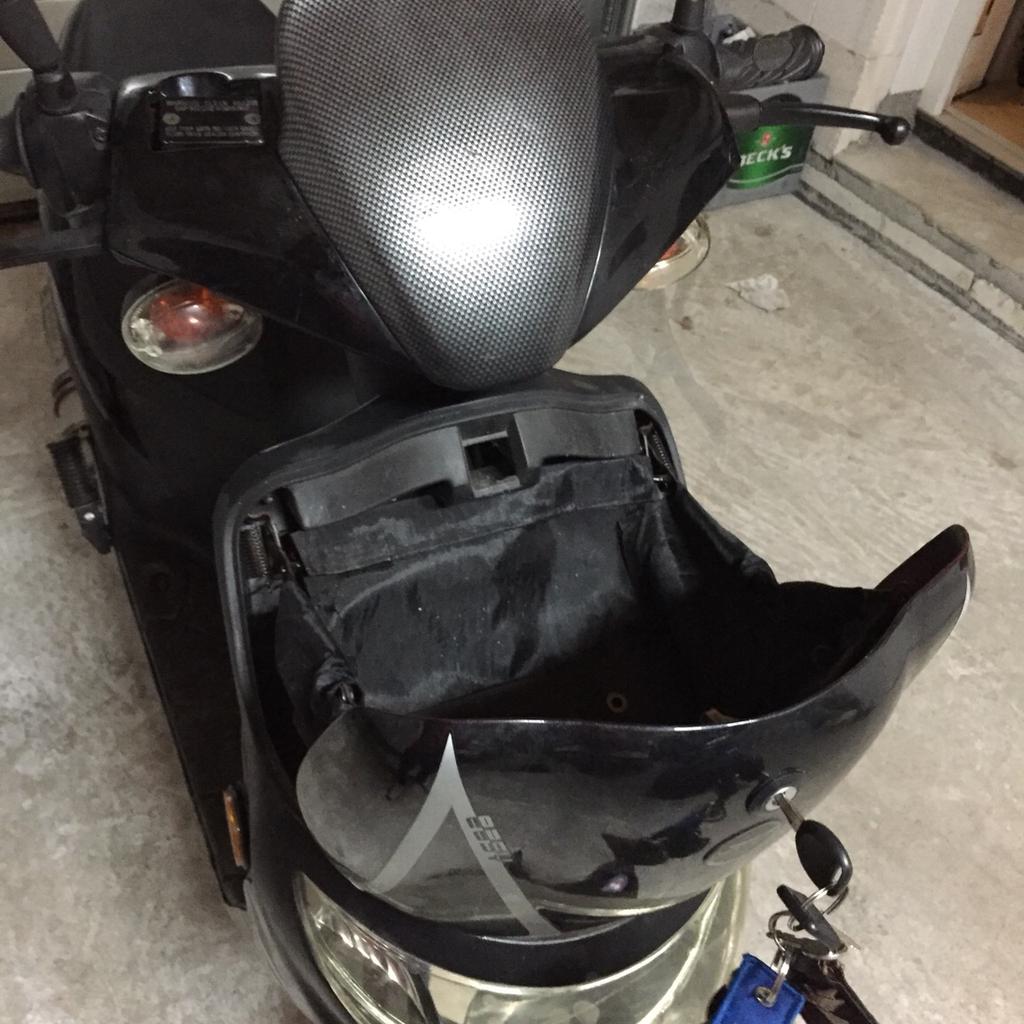 Keeway Markenroller Moped Mofa Mokick Roller in 22087 Hohenfelde für € ...