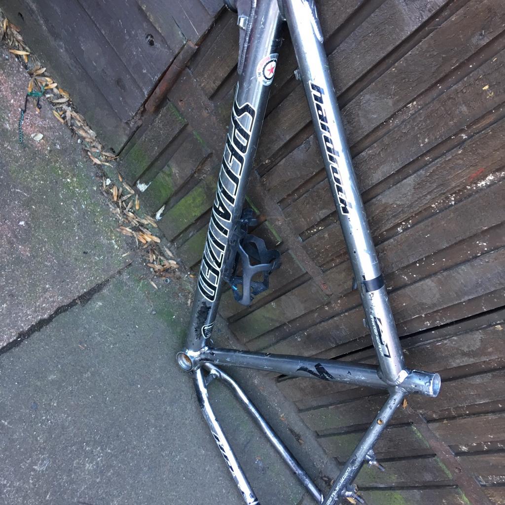 Specialized frame in NE8 Gateshead für £ 15,00 zum Verkauf | Shpock AT