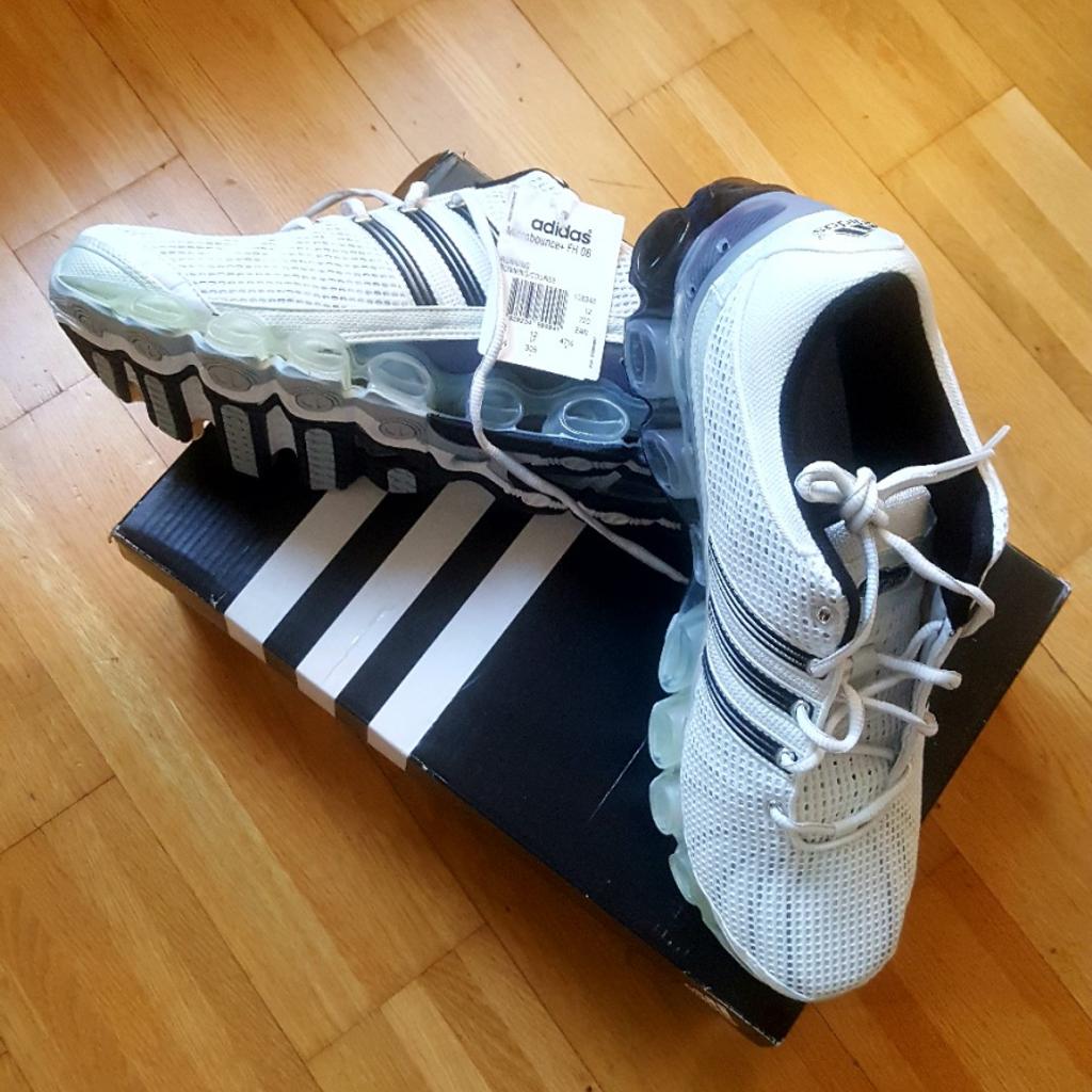 Adidas microbounce 47 1/3 in 1090 KG Alsergrund for €1.00 for sale | Shpock