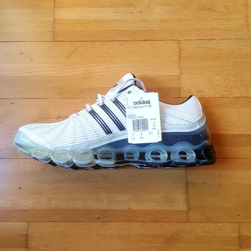 Adidas microbounce 47 1/3 in 1090 KG Alsergrund for €1.00 for sale | Shpock