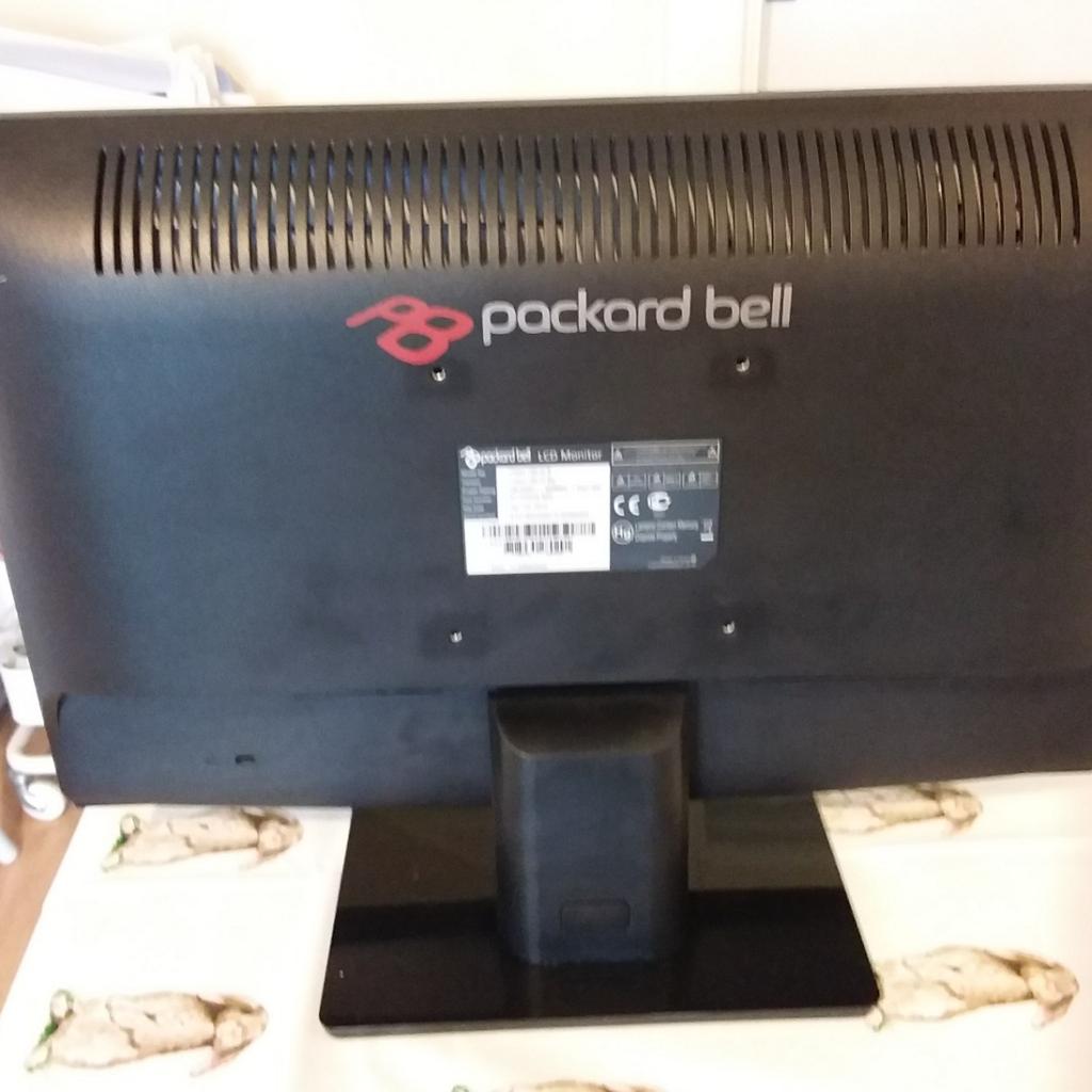 packard bell p8 pc computer screen monitor in Coventry for £15.00 for ...
