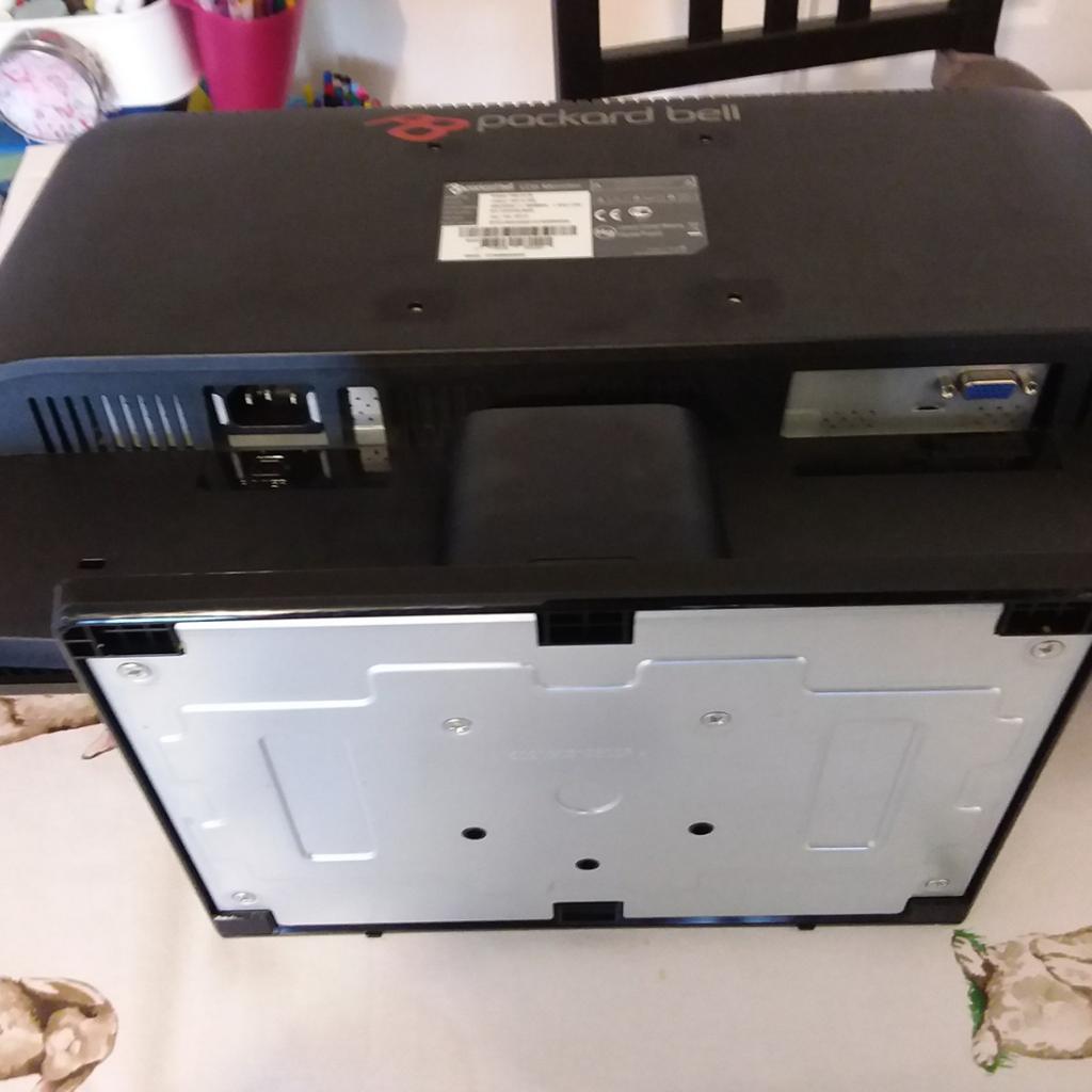 packard bell p8 pc computer screen monitor in Coventry for £15.00 for ...