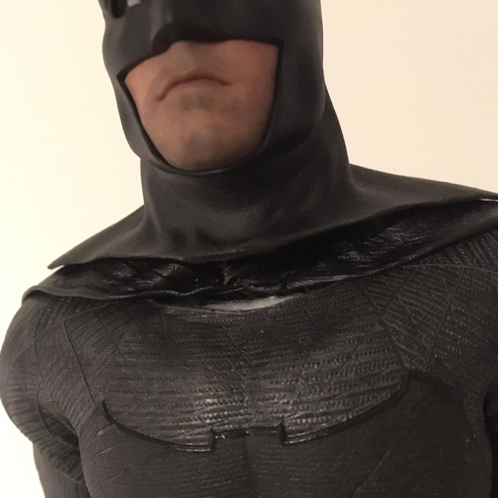 Hot toy 1/6 scale BVS Batman in BR2 London für £ 190,00 zum Verkauf ...