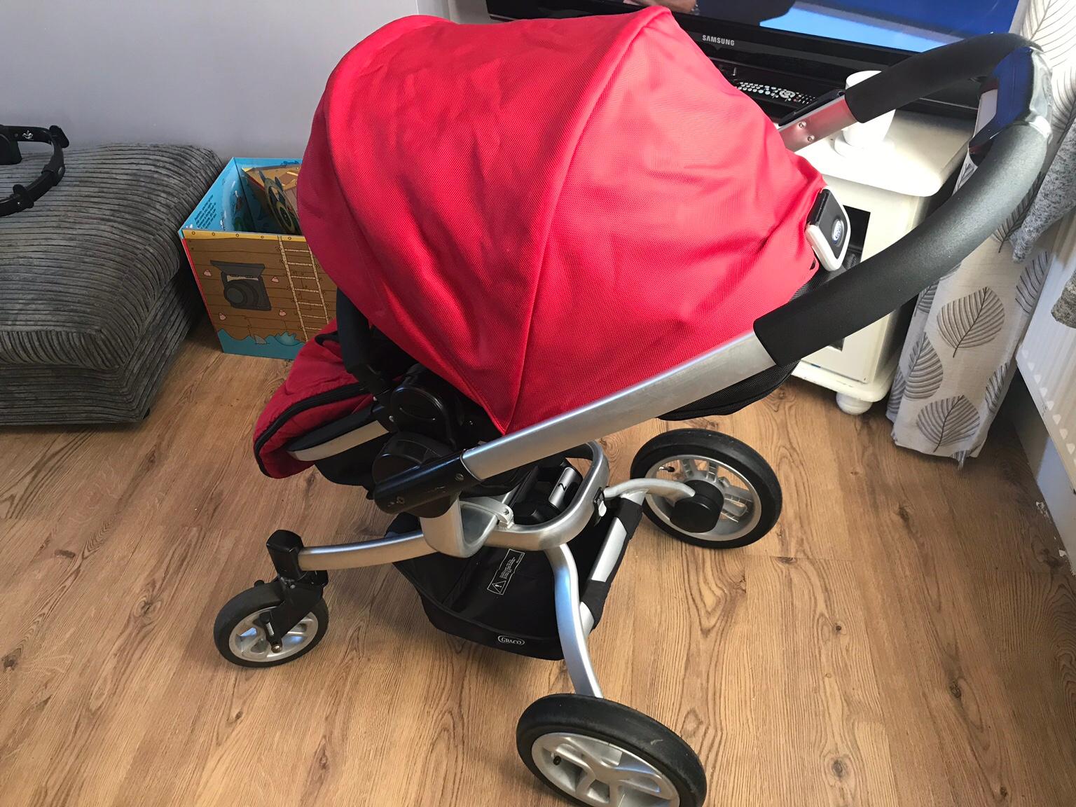 Graco red travel system in DY11 Forest für 30,00 £ zum Verkauf | Shpock DE