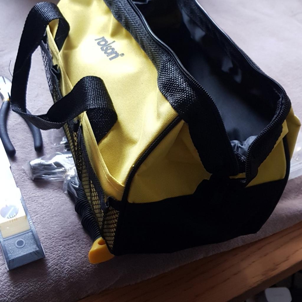 30pcs Rolson Professional Tool Kit Set in RM16 South Stifford for £15. ...