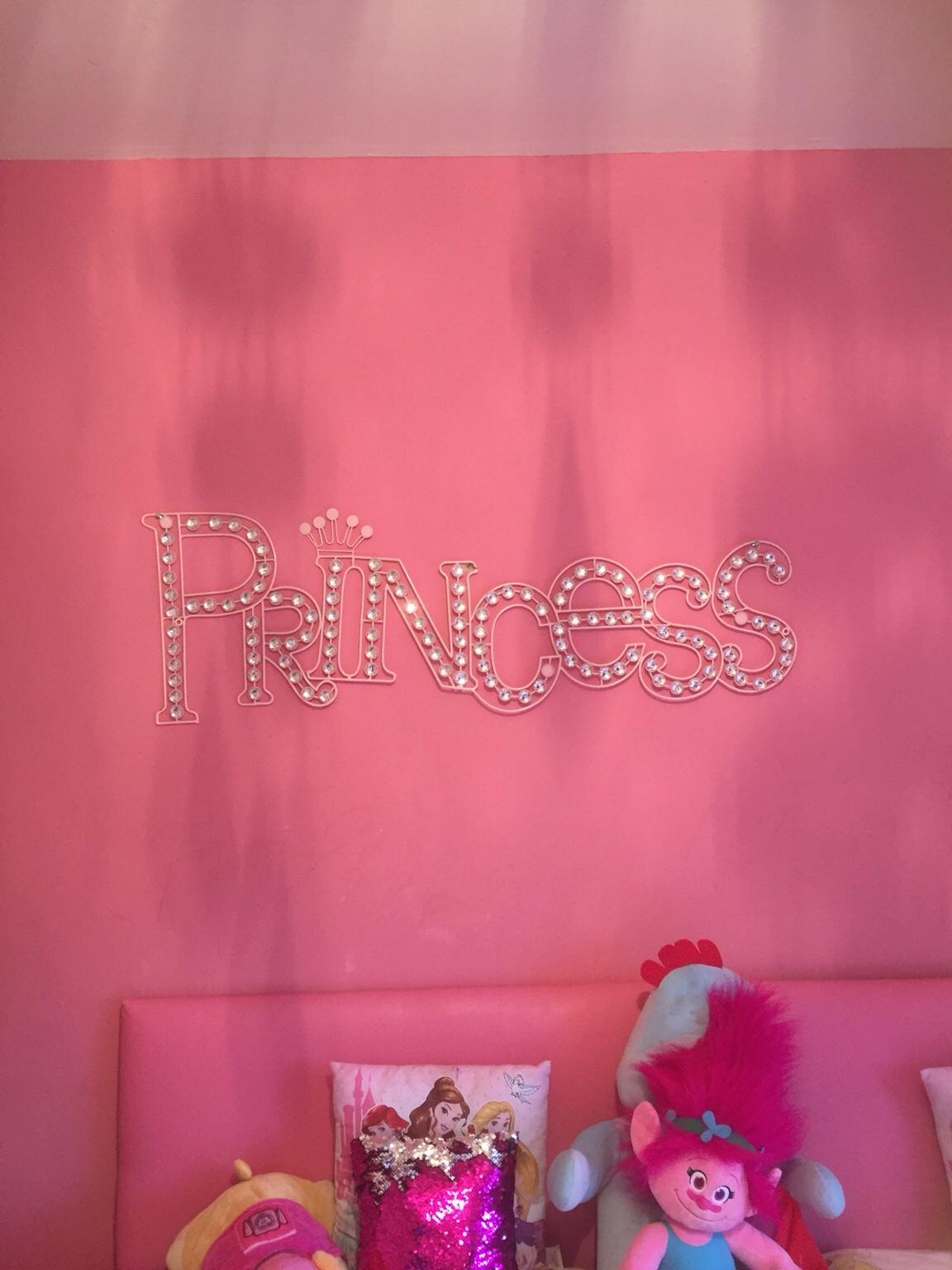Princess bling wall hanging in Dudley für £ 5,00 zum Verkauf | Shpock AT