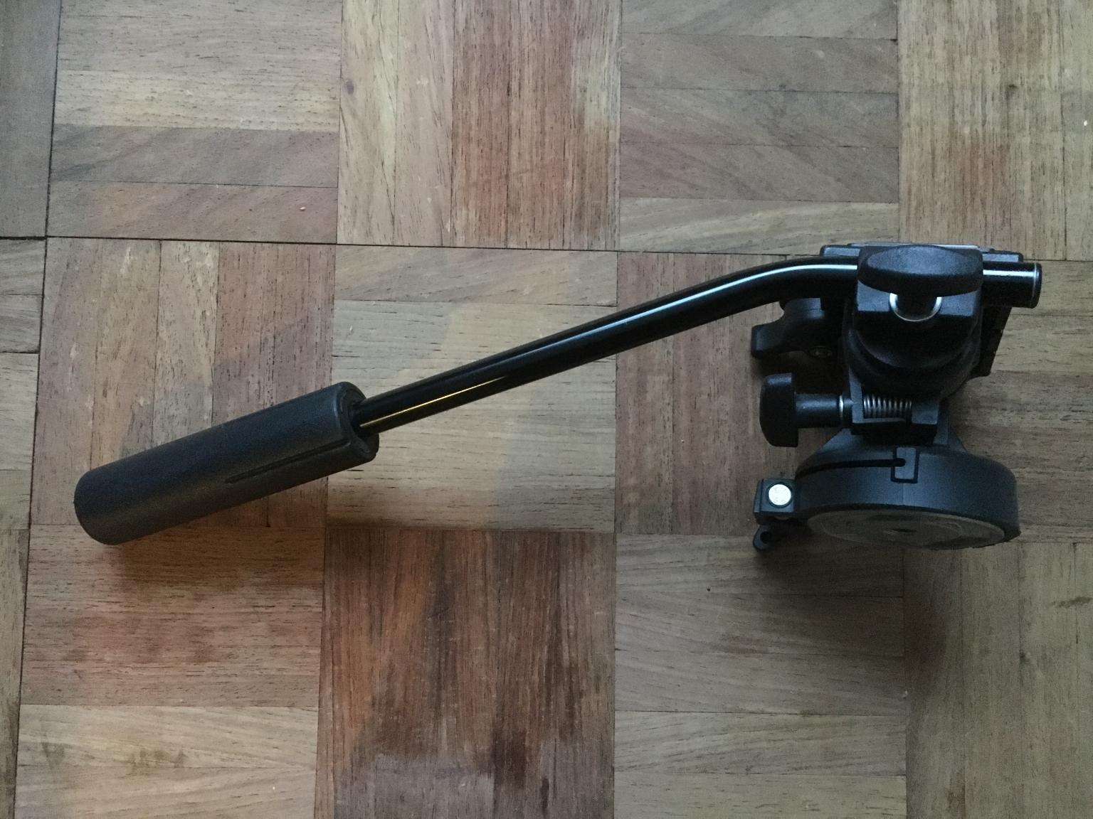 Manfrotto #200 Fluid Tripod Head in NW7 Barnet for £35.00 for sale | Shpock