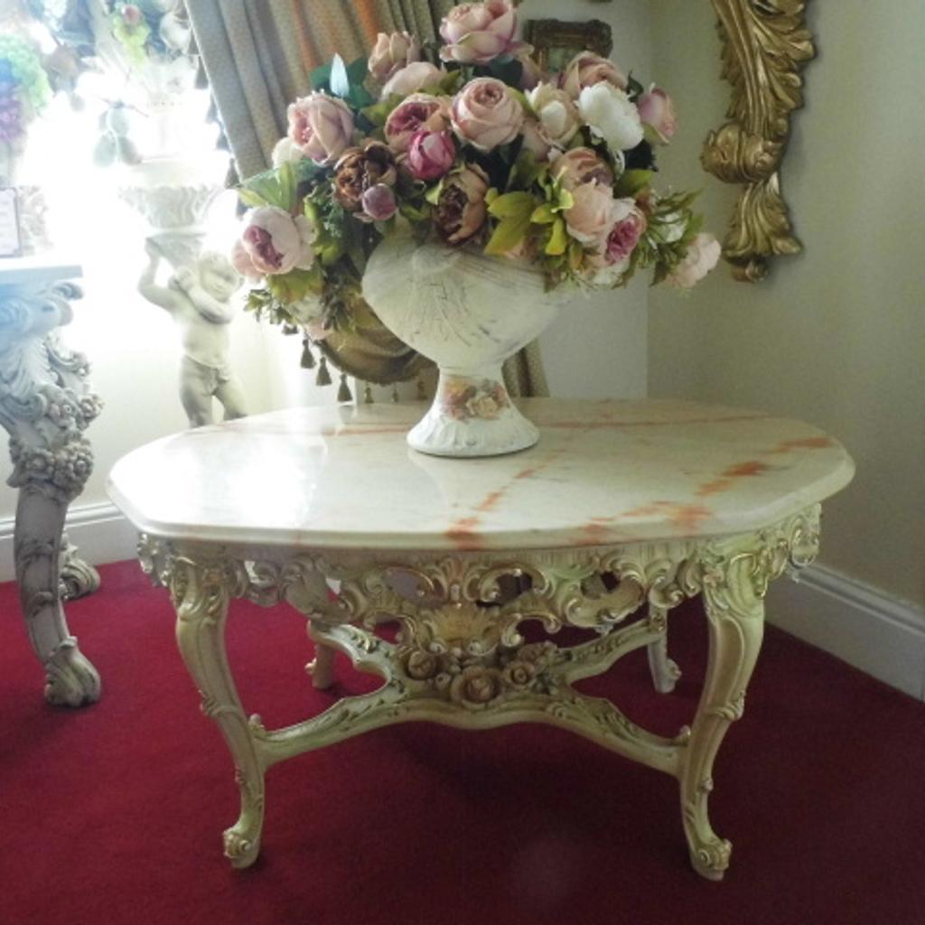 Italian Silik coffee table. in LS1 Leeds für £ 390,00 zum Verkauf ...