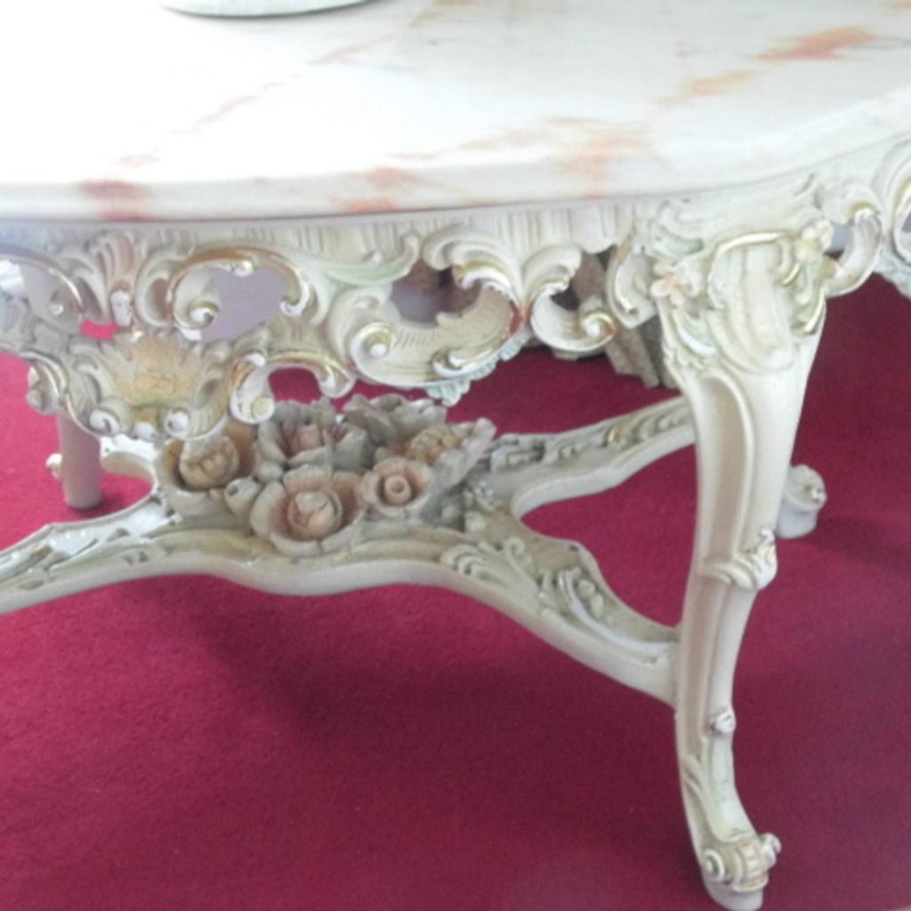 Italian Silik coffee table. in LS1 Leeds für £ 390,00 zum Verkauf ...