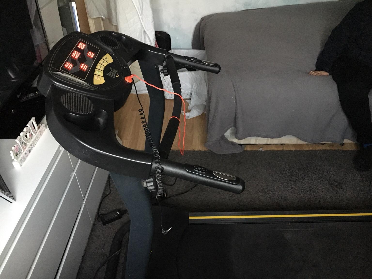 Everlast running machine / treadmill ONO in SE28 Greenwich für 100,00 ...